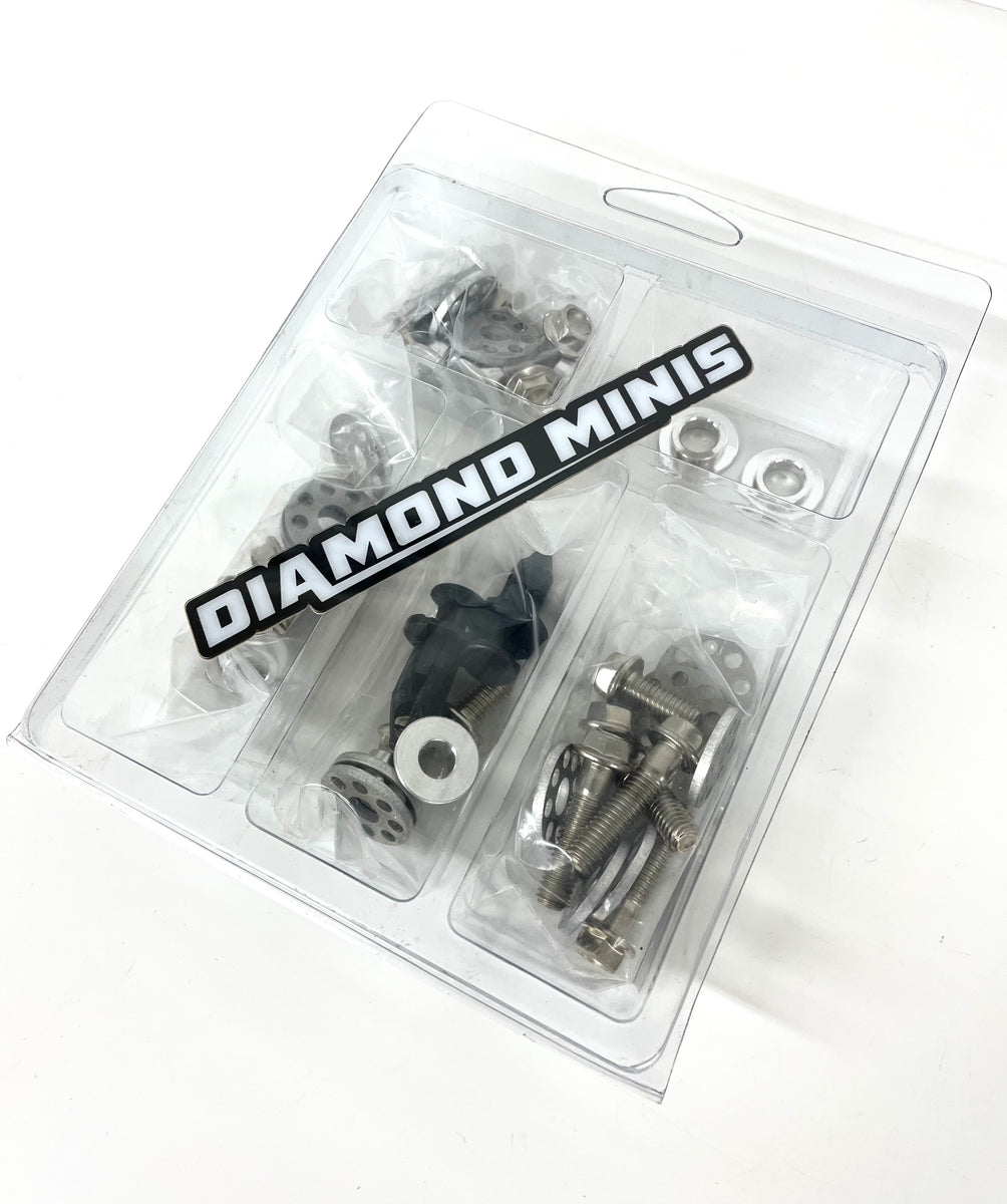 Universal Plastics Bolt Fastener Kit – Diamond Minis